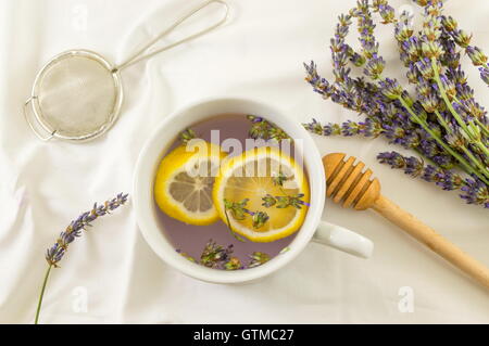 Lavender tea with lemon Stock Photo - Alamy