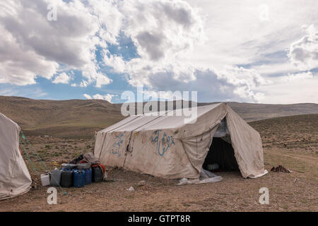 The Basseri are a nomadic, pastoral and Persian full blooded tribe of ...