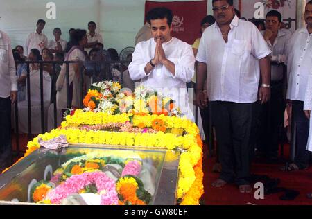 Nitesh Rane, Founder President, Swabhimaan Sanghatana, pay his last ...