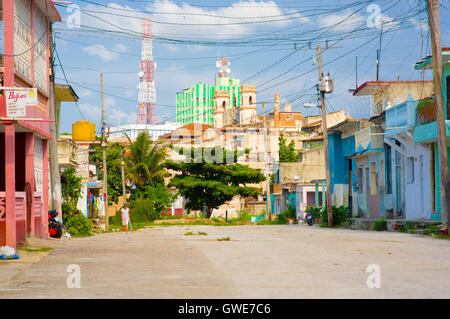 SANTA CLARA, CUBA - SEPTEMBER 08, 2015: Main plaza square, downtown in ...