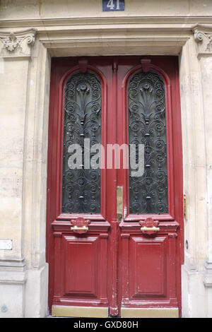 Red door, Paris, France Stock Photo - Alamy