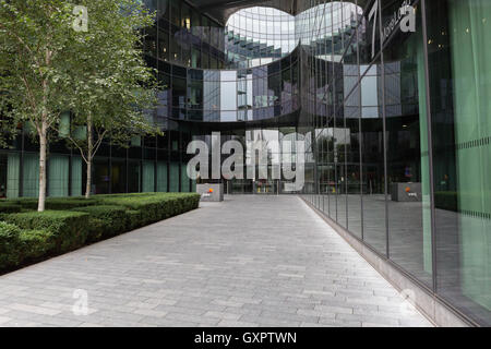 PWC More London, 7 More London Riverside, London SE1 2RT Stock Photo ...