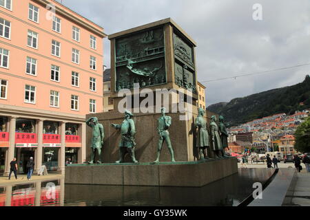 Sjomannsmonumentet, Seaman's Monument, by Dyre Vaa 1950 ...