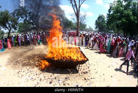 Members of the Bishnoi community a socio-religious group pay tributes ...
