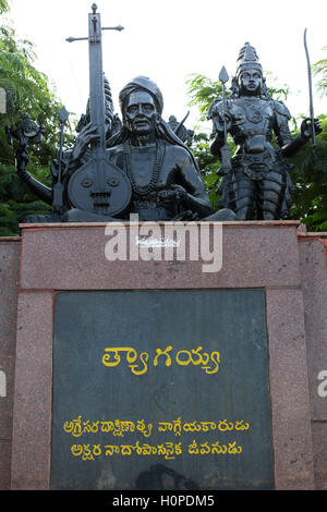 Tankbund Statues on Tank Bund Road in Hyderabad,India Stock Photo - Alamy