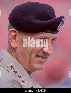 December 8, 2001 - Tampa, Florida, US - Tommy Ray Franks is a retired 4 ...