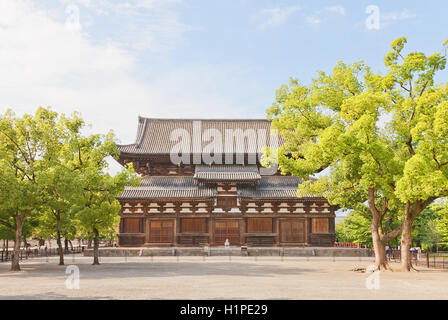 Kondo (Main) Hall (circa 1603) of Toji Temple in Kyoto. National ...