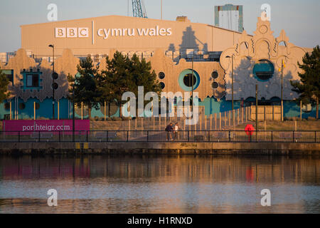 BBC film studios at Roath Lock, Tiger Bay, Cardiff Bay Stock Photo - Alamy