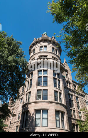 American Museum of Natural History Astor Turret in New York City, USA ...