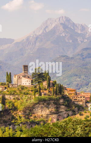 Italy, Tuscany, Barga, the Duomo Stock Photo - Alamy