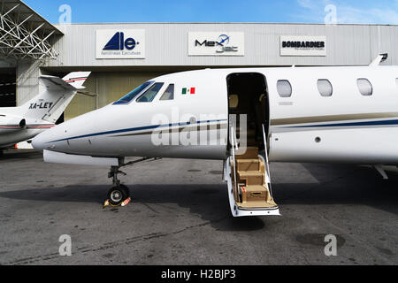 Cessna Citation Sovereign Business Jet Stock Photo - Alamy