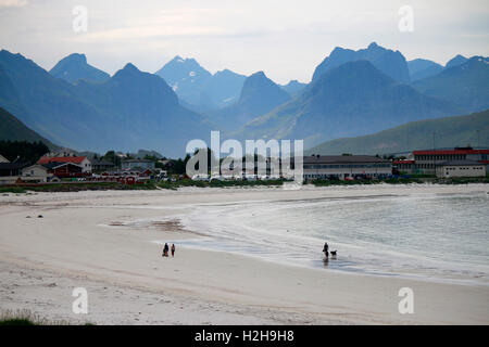 Ramberg Strand, Lofoten, Norwegen Stock Photo - Alamy