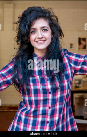 Artist Sarah Maple at her studio in Tilgate Crawley Stock Photo - Alamy