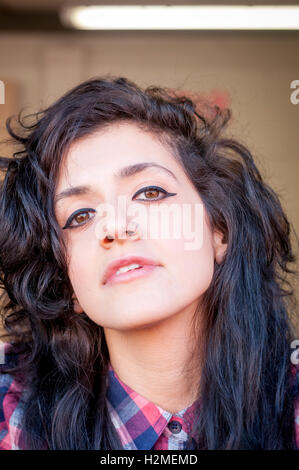 Artist Sarah Maple at her studio in Tilgate Crawley Stock Photo - Alamy