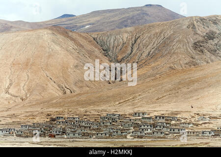 Jinka Village, Tibet, China Stock Photo - Alamy