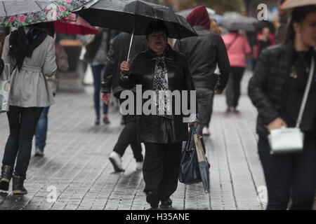 Kiev, Ukraine. 5th Oct, 2016. Rain weather in Kiev © Nazar Furyk/ZUMA ...