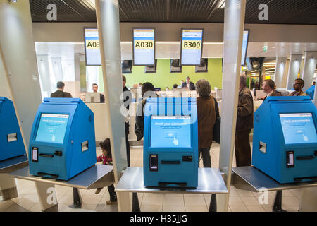 At computer terminals at terminal at Schipol Airport,Amsterdam,Holland ...
