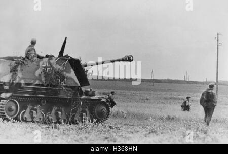 French Hotchkiss H39 Stock Photo - Alamy