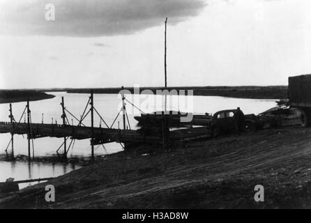 German temporary bridge across the Dnieper River, 1941 Stock Photo - Alamy