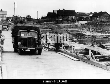 German temporary bridge at Orsha, 1941 Stock Photo - Alamy