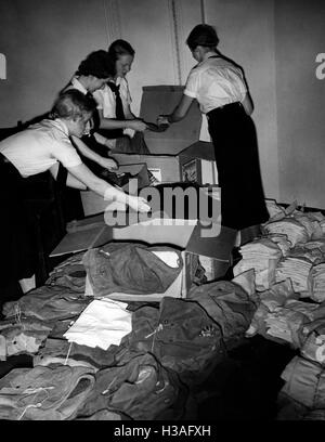 BDM uniforms for Austria, Berlin 1938 Stock Photo - Alamy