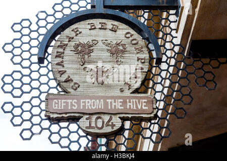 The iconic Savannah Bee Company in Savannah Georgia Stock Photo - Alamy