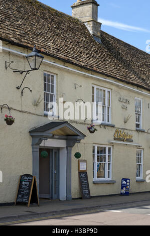 L'Artigiano Restaurant, Lechlade, Gloucestershire, UK Stock Photo - Alamy