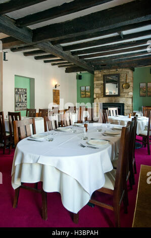 L'Artigiano Restaurant, Lechlade, Gloucestershire, UK Stock Photo - Alamy
