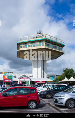 Lancaster service station on the M6 motorway, Lancashire, UK Stock ...