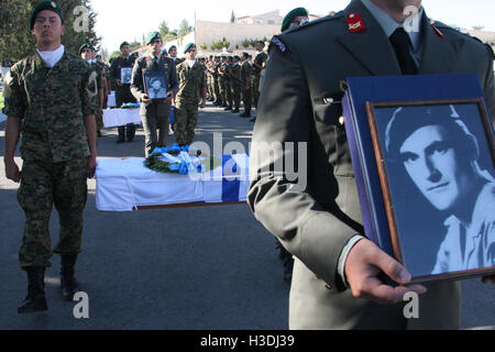 Turkish soldiers carry coffins during the funeral of Turkish military ...