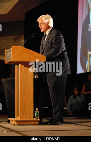 Boston, Massachusetts, USA. 28th Oct, 2006. Senator EDWARD KENNEDY with ...