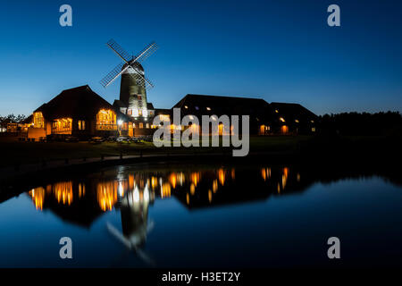 Caldecotte Lake - Milton Keynes - Buckinghamshire Stock Photo - Alamy