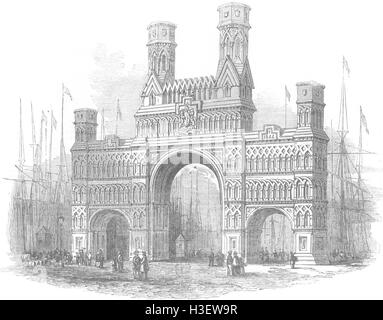 Royal Arch, Dundee, Scotland Stock Photo - Alamy