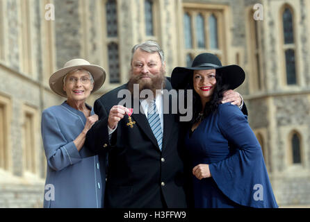 Actor Brian Blessed, with his wife Hildegard and daughter Rosalind ...