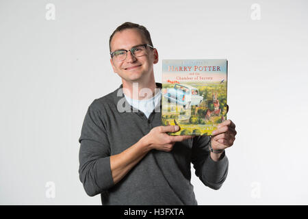 Harry Potter illustrator Jim Kay Stock Photo - Alamy