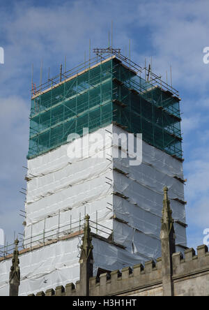 Sandblasting containment curtains protect the environment against ...