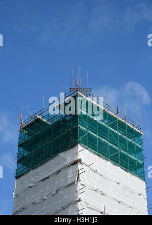 Sandblasting containment curtains protect the environment against ...