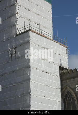 Sandblasting containment curtains protect the environment against ...