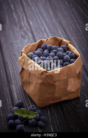 Fresh blueberries in paper bag. Selective focus Stock Photo - Alamy