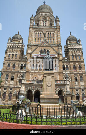 Chhatrapati Shivaji Terminus (CST) is a UNESCO World Heritage Site and ...