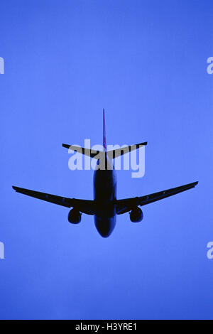 Airplane, Boeing 737, from below, cloudy sky, flight, fly, launch ...