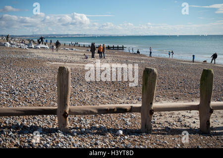 Lancing, West Sussex, UK. 9th October 2016. The Perch On Lancing beach ...