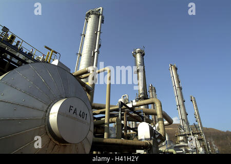 Petroleum refinery, crude oil, mineral oil, pipline, A petroleum ...