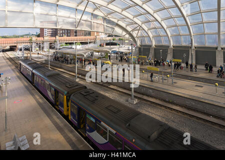 Manchester Victoria Train Station Platforms Stock Photo - Alamy