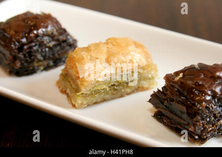 Turkish baklava, filo dough pastry Stock Photo - Alamy