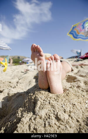 Sandy Feet Model Released Stock Photo - Alamy