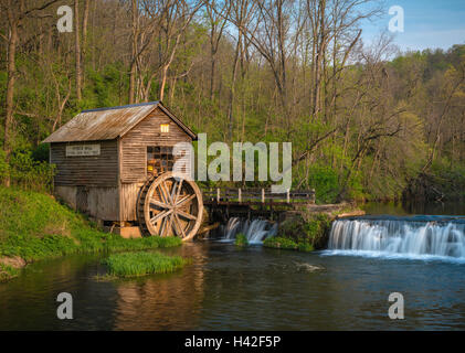 Iowa County, Wisconsin: Hyde's mill in early spring Stock Photo - Alamy