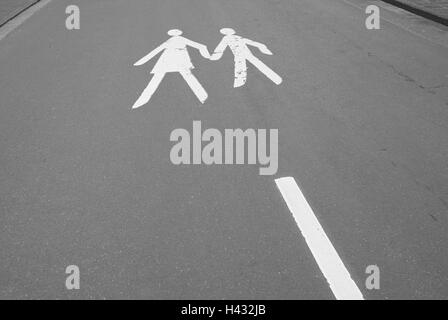 Street, pavement, pictogram, pedestrians Stock Photo - Alamy
