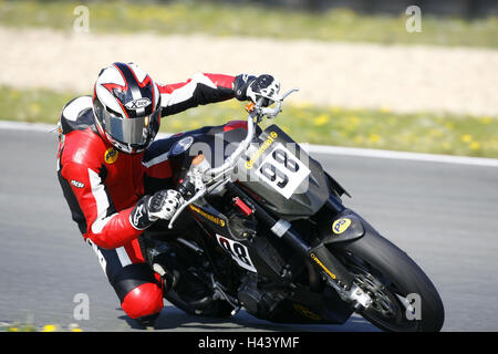 Motorcyclist, race track, bend, slant, sports motorcycle, Suzuki GSX-R ...