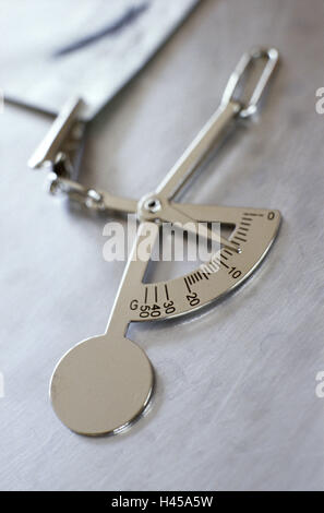 Hand connecting the letter A to the letter B Stock Photo - Alamy